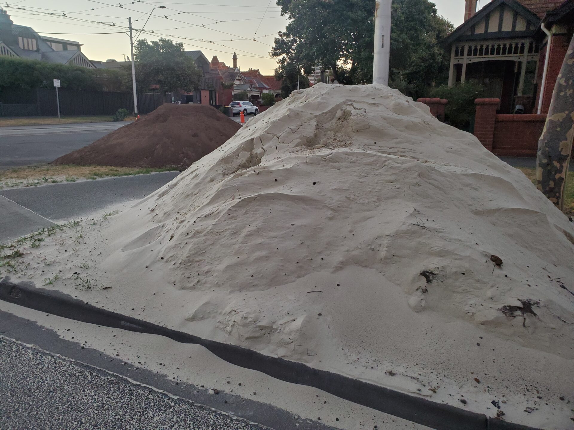 Choosing the Right Builder's Sand: Expert Insights